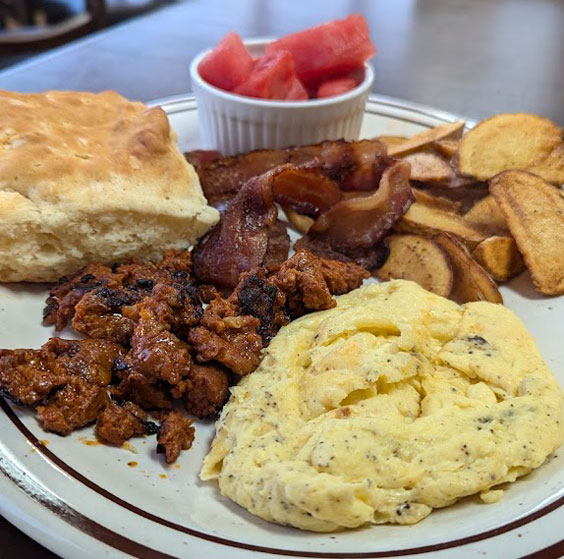 Cafe Hodgepodge opens in ex-Cap'n Ron's space in east Mesa - MOUTH BY ...