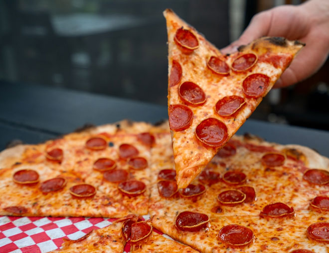Pacific Northwest-born pizza chain to make AZ debut in Tempe - MOUTH BY ...